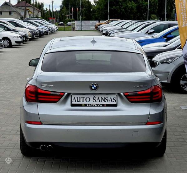 Grey BMW 530 Gran Turismo 2015 in Taurage, with an engine capacity of 2.99 L and mileage of 284 thousand km for 14700 €, photo 10 on AUTOMOTO.COM.LV