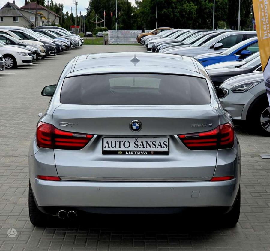 Grey BMW 530 Gran Turismo 2015 in Taurage, with an engine capacity of 2.99 L and mileage of 284 thousand km for 14700 €, photo 11 on AUTOMOTO.COM.LV