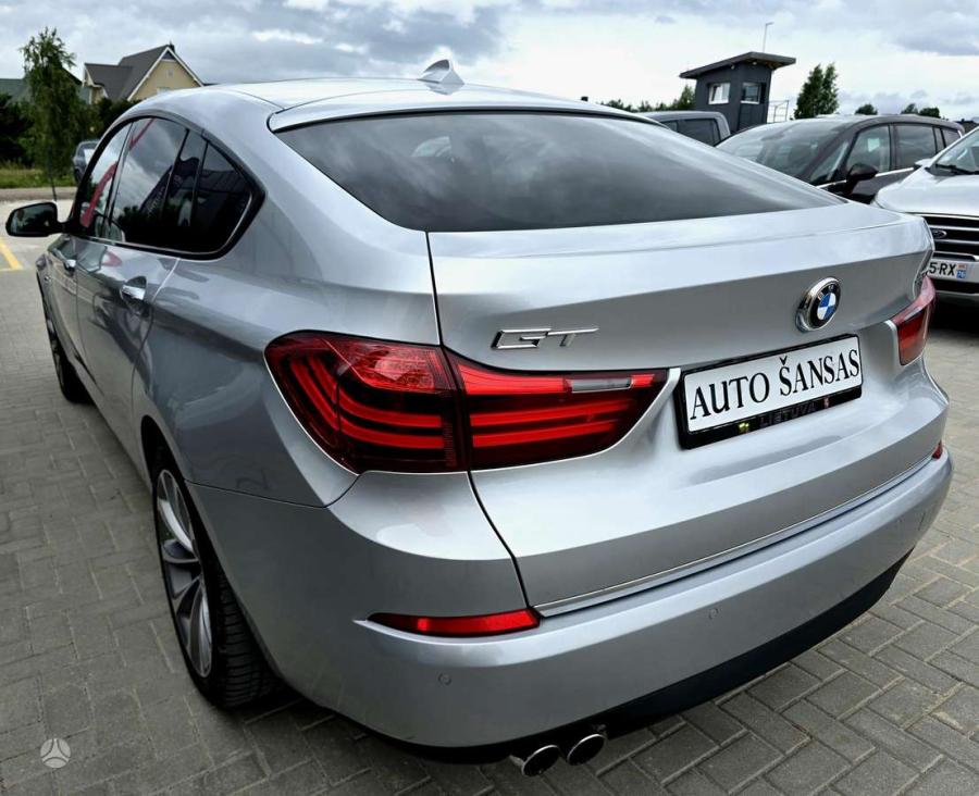 Grey BMW 530 Gran Turismo 2015 in Taurage, with an engine capacity of 2.99 L and mileage of 284 thousand km for 14700 €, photo 13 on AUTOMOTO.COM.LV