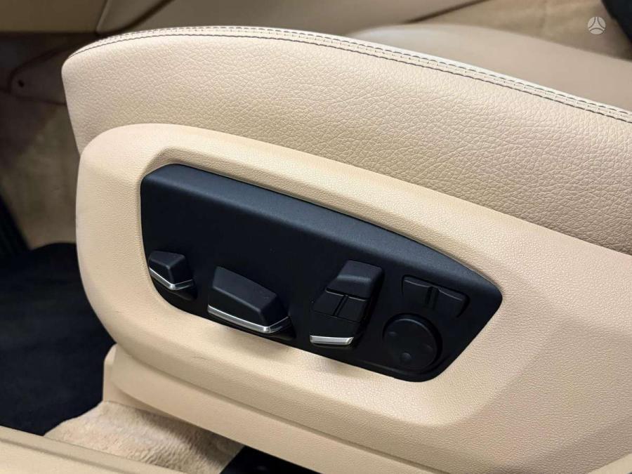Pelēks BMW 530 Gran Turismo 2017 Marijampole, ar dzinēja tilpumu 2.99 L un nobraukumu 292 tūkst. km par 15999 €, foto 11 vietnē AUTOMOTO.COM.LV