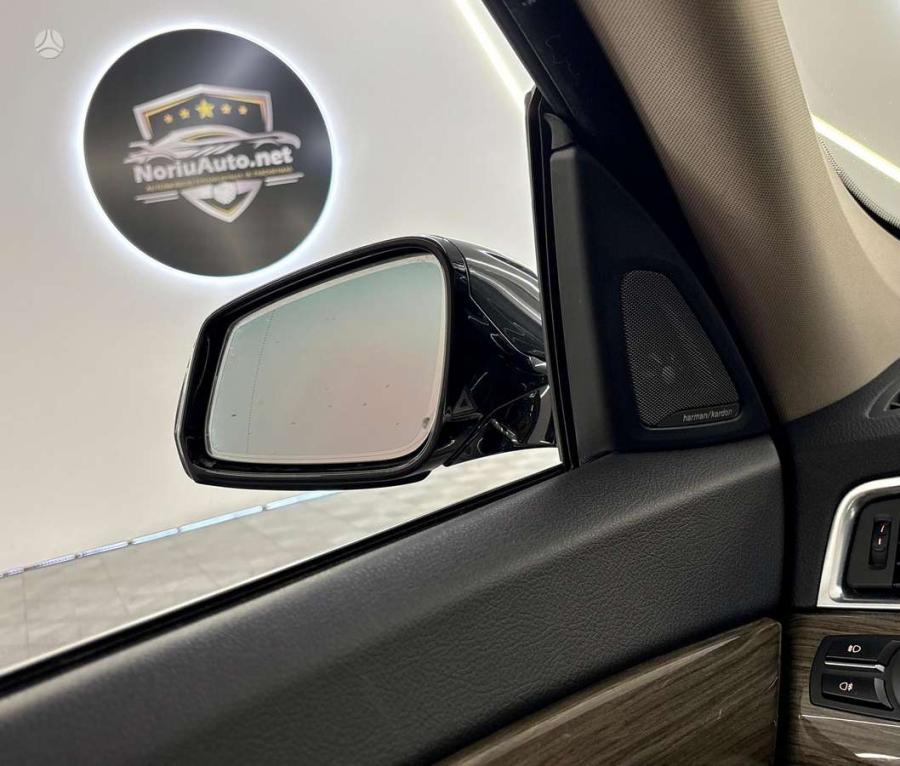 Pelēks BMW 530 Gran Turismo 2017 Marijampole, ar dzinēja tilpumu 2.99 L un nobraukumu 292 tūkst. km par 15999 €, foto 15 vietnē AUTOMOTO.COM.LV