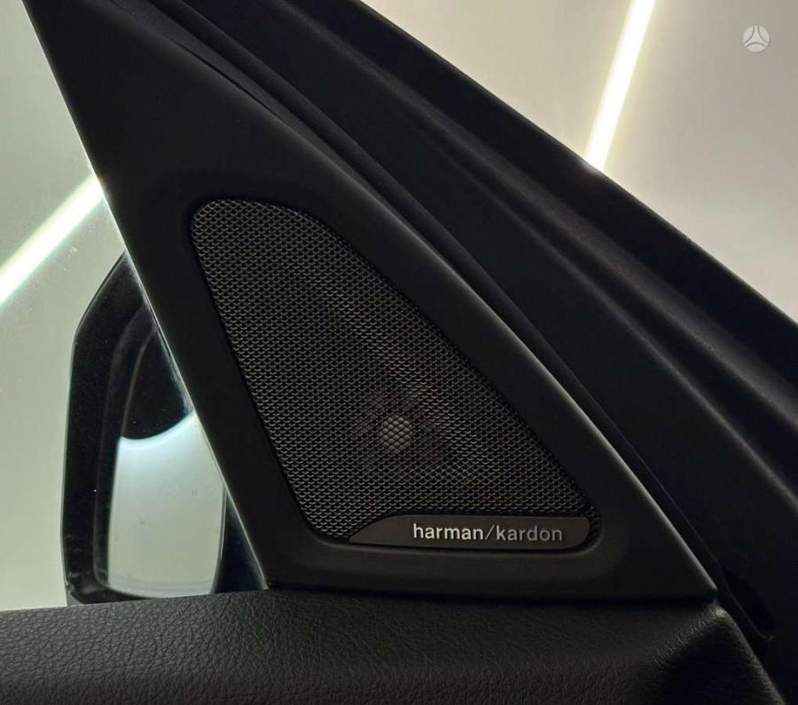 Pelēks BMW 530 Gran Turismo 2017 Marijampole, ar dzinēja tilpumu 2.99 L un nobraukumu 292 tūkst. km par 15999 €, foto 20 vietnē AUTOMOTO.COM.LV