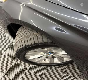 Pelēks BMW 530 Gran Turismo 2017 Marijampole, ar dzinēja tilpumu 2.99 L un nobraukumu 292 tūkst. km par 15999 €, foto 30 vietnē AUTOMOTO.COM.LV