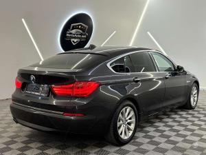 Pelēks BMW 530 Gran Turismo 2017 Marijampole, ar dzinēja tilpumu 2.99 L un nobraukumu 292 tūkst. km par 15999 €, foto 33 vietnē AUTOMOTO.COM.LV