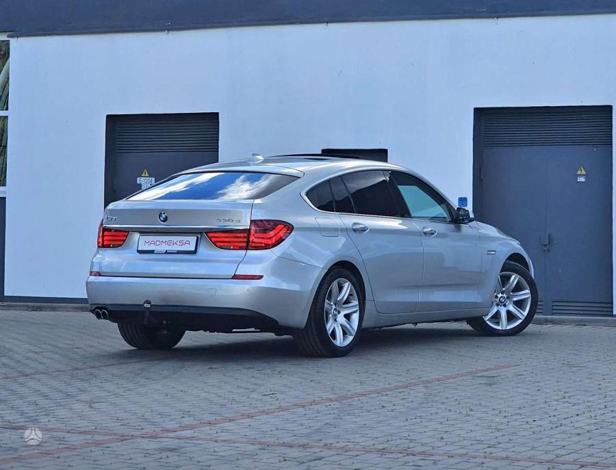 Grey BMW 530 Gran Turismo 2009 in Vilnius, with an engine capacity of 3.00 L and mileage of 262 thousand km for 8250 €, photo 6 on AUTOMOTO.COM.LV