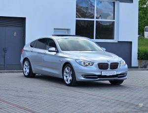 Grey BMW 530 Gran Turismo 2009 in Vilnius, with an engine capacity of 3.00 L and mileage of 262 thousand km for 8250 €, photo 13 on AUTOMOTO.COM.LV