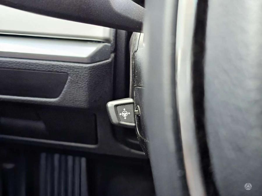Grey BMW 530 Gran Turismo 2009 in Vilnius, with an engine capacity of 3.00 L and mileage of 262 thousand km for 8250 €, photo 35 on AUTOMOTO.COM.LV