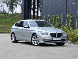 Pelēks BMW 530 Gran Turismo 2009 Viļņa, ar dzinēja tilpumu 3.00 L un nobraukumu 262 tūkst. km par 7750 €, foto  vietnē AUTOMOTO.COM.LV