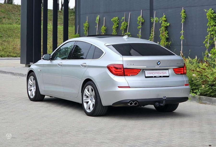 Pelēks BMW 530 Gran Turismo 2009 Viļņa, ar dzinēja tilpumu 3.00 L un nobraukumu 262 tūkst. km par 7750 €, foto 14 vietnē AUTOMOTO.COM.LV