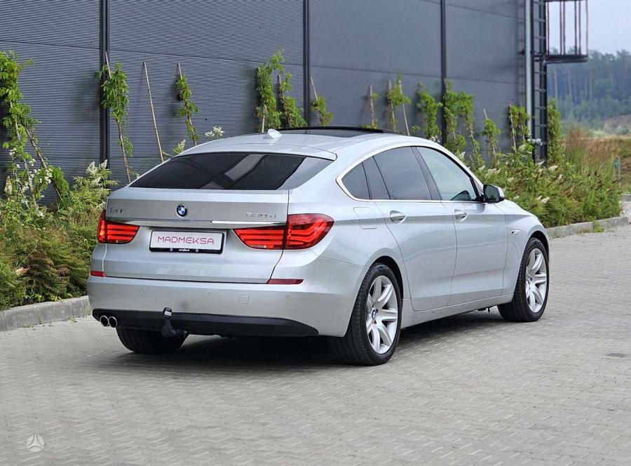 Pelēks BMW 530 Gran Turismo 2009 Viļņa, ar dzinēja tilpumu 3.00 L un nobraukumu 262 tūkst. km par 7750 €, foto 15 vietnē AUTOMOTO.COM.LV