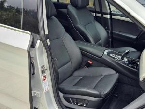 Pelēks BMW 530 Gran Turismo 2009 Viļņa, ar dzinēja tilpumu 3.00 L un nobraukumu 262 tūkst. km par 7750 €, foto 25 vietnē AUTOMOTO.COM.LV