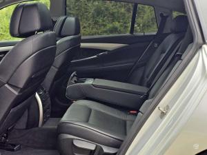 Pelēks BMW 530 Gran Turismo 2009 Viļņa, ar dzinēja tilpumu 3.00 L un nobraukumu 262 tūkst. km par 7750 €, foto 27 vietnē AUTOMOTO.COM.LV