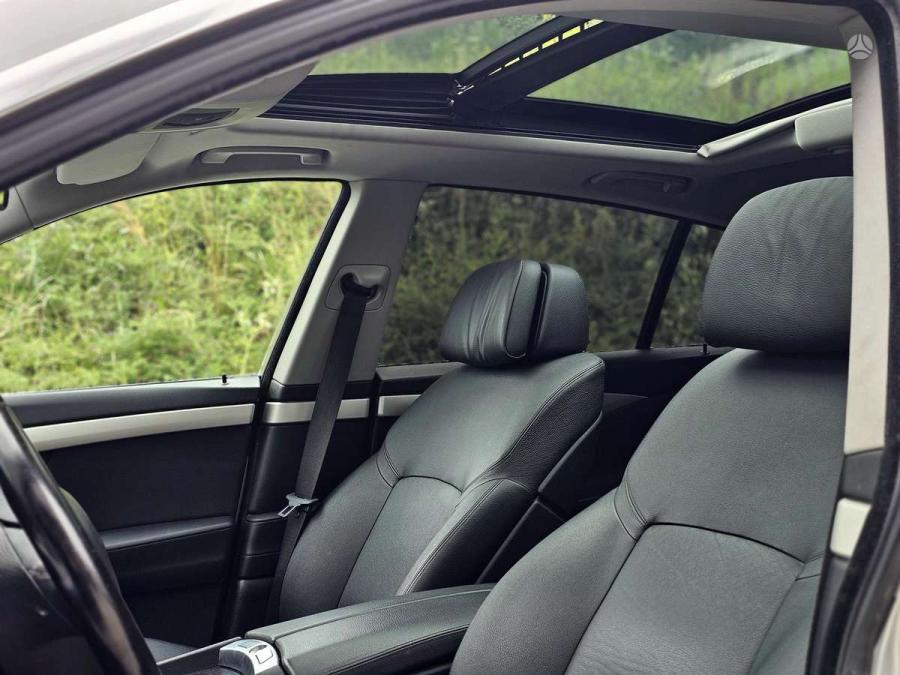 Pelēks BMW 530 Gran Turismo 2009 Viļņa, ar dzinēja tilpumu 3.00 L un nobraukumu 262 tūkst. km par 7750 €, foto 29 vietnē AUTOMOTO.COM.LV