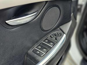 Pelēks BMW 530 Gran Turismo 2009 Viļņa, ar dzinēja tilpumu 3.00 L un nobraukumu 262 tūkst. km par 7750 €, foto 32 vietnē AUTOMOTO.COM.LV