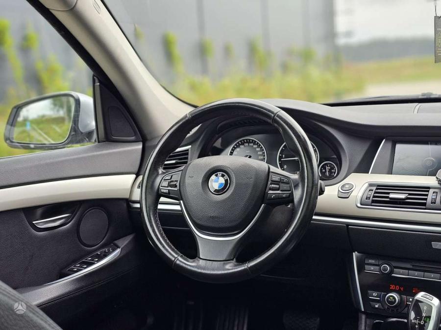 Pelēks BMW 530 Gran Turismo 2009 Viļņa, ar dzinēja tilpumu 3.00 L un nobraukumu 262 tūkst. km par 7750 €, foto 33 vietnē AUTOMOTO.COM.LV