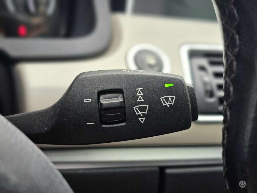Pelēks BMW 530 Gran Turismo 2009 Viļņa, ar dzinēja tilpumu 3.00 L un nobraukumu 262 tūkst. km par 7750 €, foto 35 vietnē AUTOMOTO.COM.LV