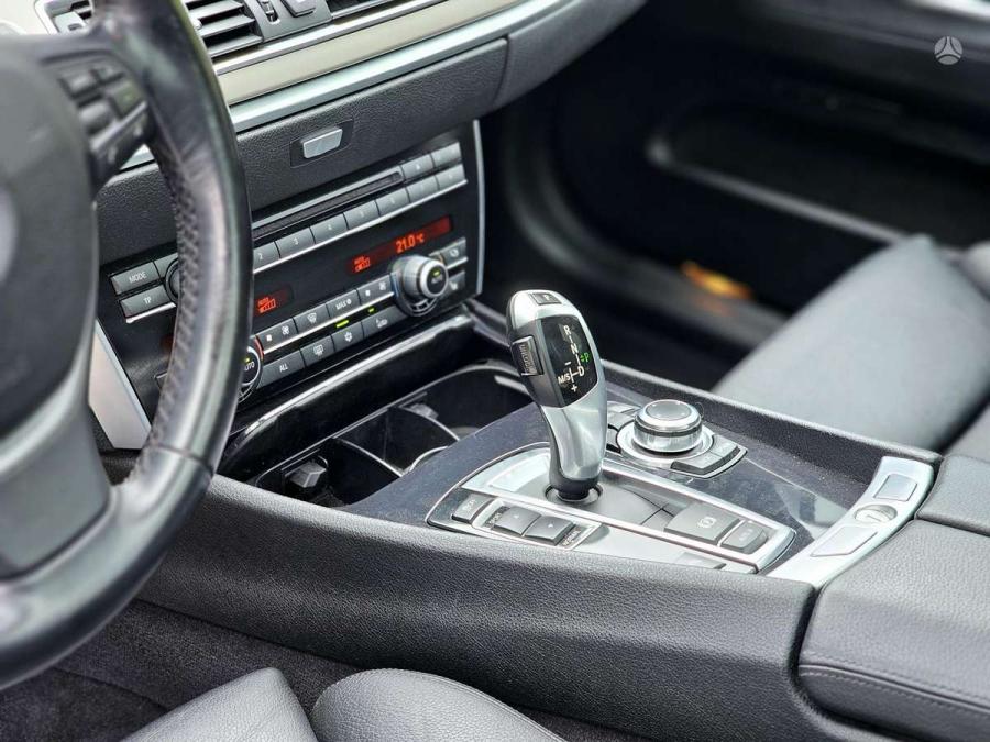 Серый БМВ 530 Gran Turismo 2009 в Вильнюс, объемом двигателя 3.00 л и пробегом 262 тыс. км за 7750 €, фото 38 на AUTOMOTO.COM.LV