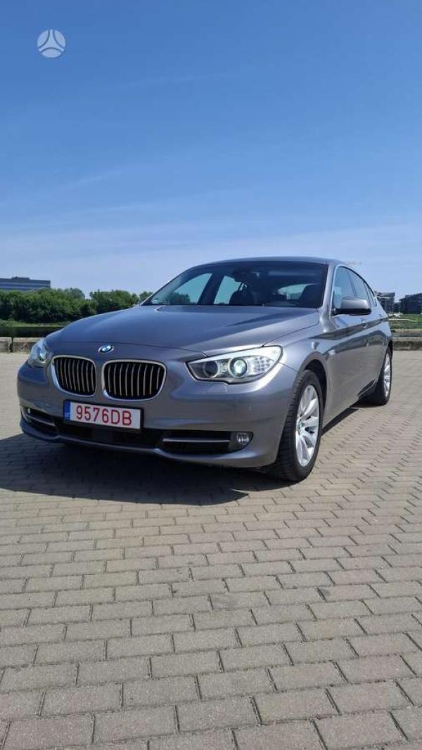 Grey BMW 530 Gran Turismo 2012 in Kaunas, with an engine capacity of 2.99 L and mileage of 365 thousand km for 8000 €, photo 1 on AUTOMOTO.COM.LV