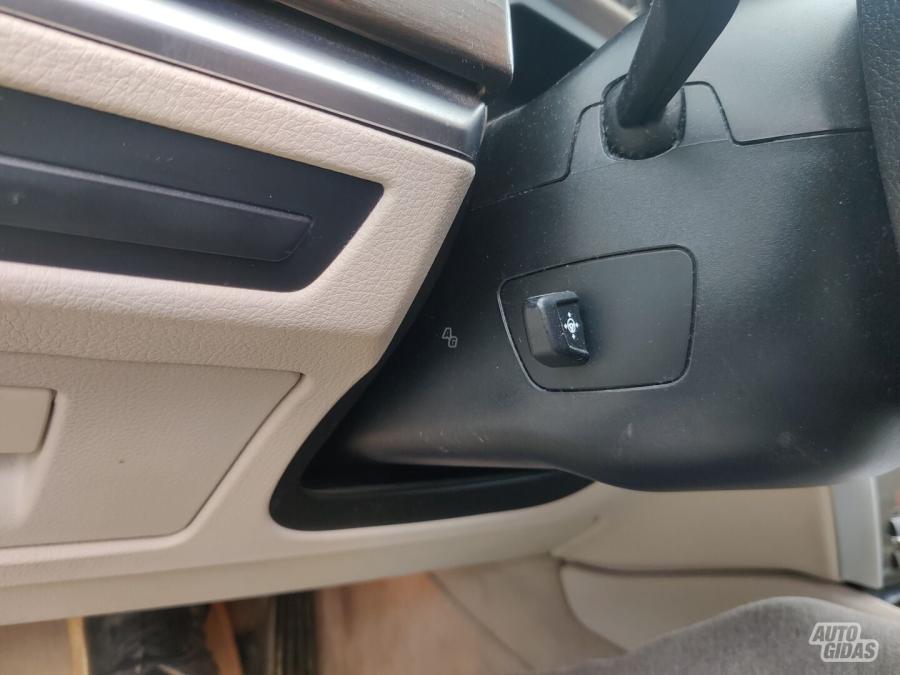 BMW 530 Gran Turismo 2011 Šauļi, ar dzinēja tilpumu 3.00 L un nobraukumu 202 tūkst. km par 10800 €, foto 18 vietnē AUTOMOTO.COM.LV