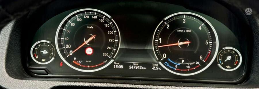 BMW 530 Gran Turismo 2013 Šauļi, ar dzinēja tilpumu 2.99 L un nobraukumu 248 tūkst. km par 14450 €, foto 37 vietnē AUTOMOTO.COM.LV