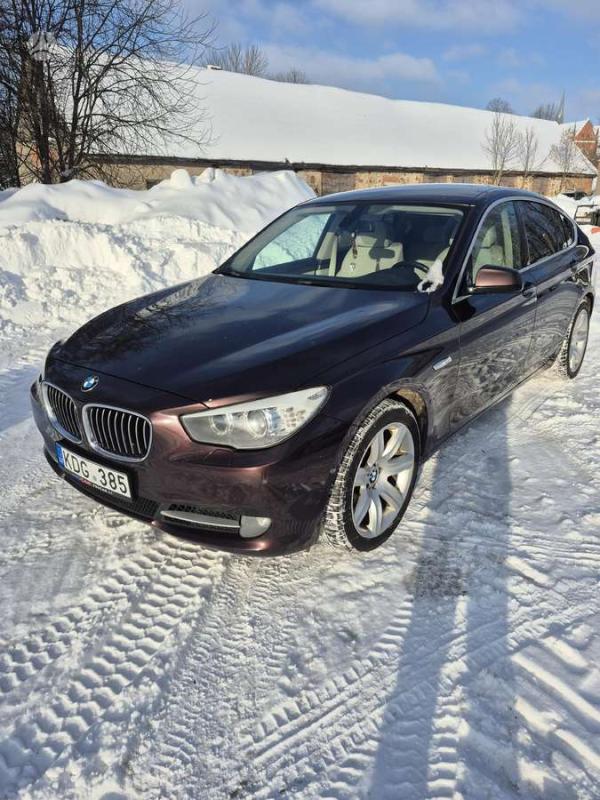 Sarkans BMW 530 Gran Turismo 2010 Kretinga, ar dzinēja tilpumu 2.99 L un nobraukumu 420 tūkst. km par 8400 €, foto 2 vietnē AUTOMOTO.COM.LV