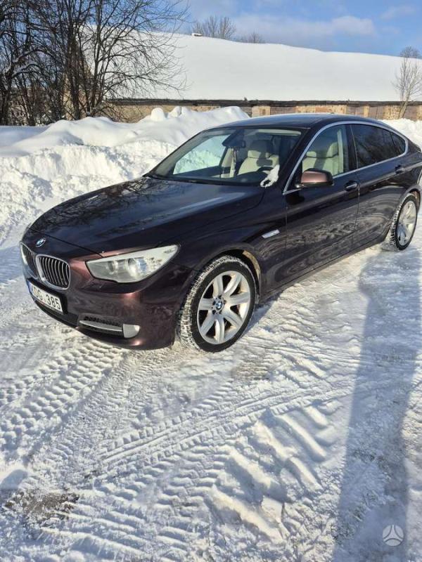 Sarkans BMW 530 Gran Turismo 2010 Kretinga, ar dzinēja tilpumu 2.99 L un nobraukumu 420 tūkst. km par 8400 €, foto 3 vietnē AUTOMOTO.COM.LV