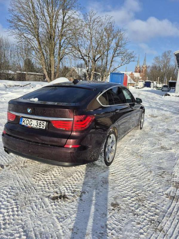 Sarkans BMW 530 Gran Turismo 2010 Kretinga, ar dzinēja tilpumu 2.99 L un nobraukumu 420 tūkst. km par 8400 €, foto 8 vietnē AUTOMOTO.COM.LV