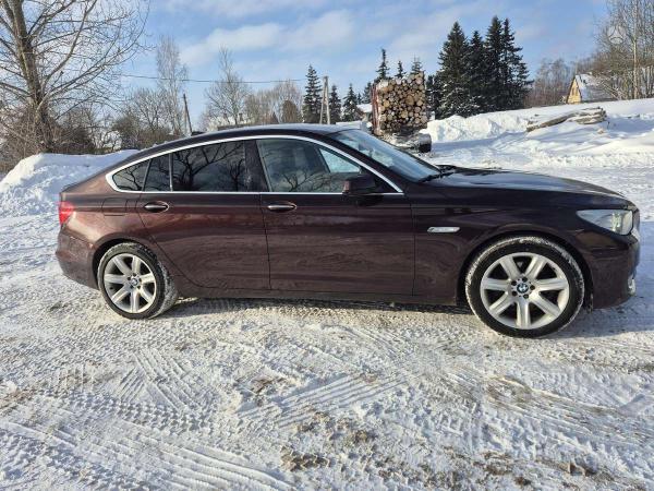 Sarkans BMW 530 Gran Turismo 2010 Kretinga, ar dzinēja tilpumu 2.99 L un nobraukumu 420 tūkst. km par 8400 €, foto 10 vietnē AUTOMOTO.COM.LV