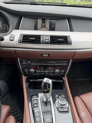 Sarkans BMW 530 Gran Turismo 2014 Viļņa, ar dzinēja tilpumu 2.99 L un nobraukumu 159 tūkst. km par 15000 €, foto 11 vietnē AUTOMOTO.COM.LV