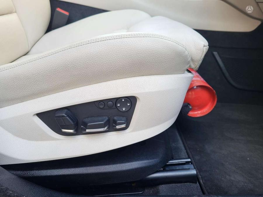 BMW 530 Gran Turismo 2009 Pasvalys, ar dzinēja tilpumu 3.00 L un nobraukumu 306 tūkst. km par 5300 €, foto 22 vietnē AUTOMOTO.COM.LV