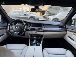 White BMW 530 Gran Turismo 2011 in Vilnius, with an engine capacity of 3.00 L and mileage of 305 thousand km for 8650 €, photo 12 on AUTOMOTO.COM.LV