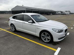 Balts BMW 530 Gran Turismo 2010 Viļņa, ar dzinēja tilpumu 2.99 L un nobraukumu 280 tūkst. km par 9300 €, foto  vietnē AUTOMOTO.COM.LV