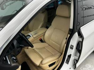 White BMW 530 Gran Turismo 2010 in Avizieniai, with an engine capacity of 3.00 L and mileage of 292 thousand km for 8500 €, photo 6 on AUTOMOTO.COM.LV