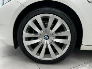 White BMW 530 Gran Turismo 2010 in Avizieniai, with an engine capacity of 3.00 L and mileage of 292 thousand km for 8500 €, photo 29 on AUTOMOTO.COM.LV