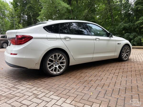 Белый БМВ 530 Gran Turismo 2010 в Друскининкай, объемом двигателя 3.00 л и пробегом 347 тыс. км за 8500 €, фото 3 на AUTOMOTO.COM.LV