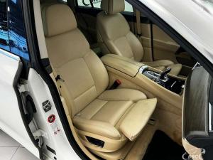 Белый БМВ 530 Gran Turismo 2010 в Вильнюс, объемом двигателя 2.99 л и пробегом 292 тыс. км за 7900 €, фото 9 на AUTOMOTO.COM.LV