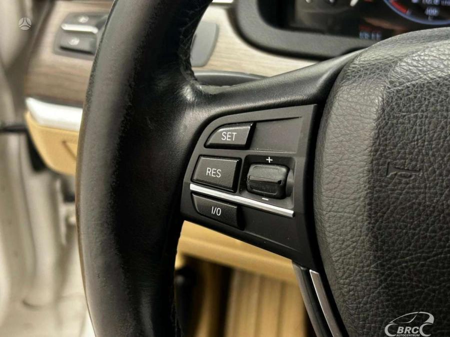 Белый БМВ 530 Gran Turismo 2010 в Вильнюс, объемом двигателя 2.99 л и пробегом 292 тыс. км за 7900 €, фото 15 на AUTOMOTO.COM.LV