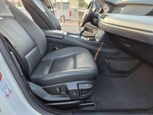 White BMW 530 Gran Turismo 2012 in Vilnius, with an engine capacity of 2.99 L and mileage of 382 thousand km for 8888 €, photo 30 on AUTOMOTO.COM.LV