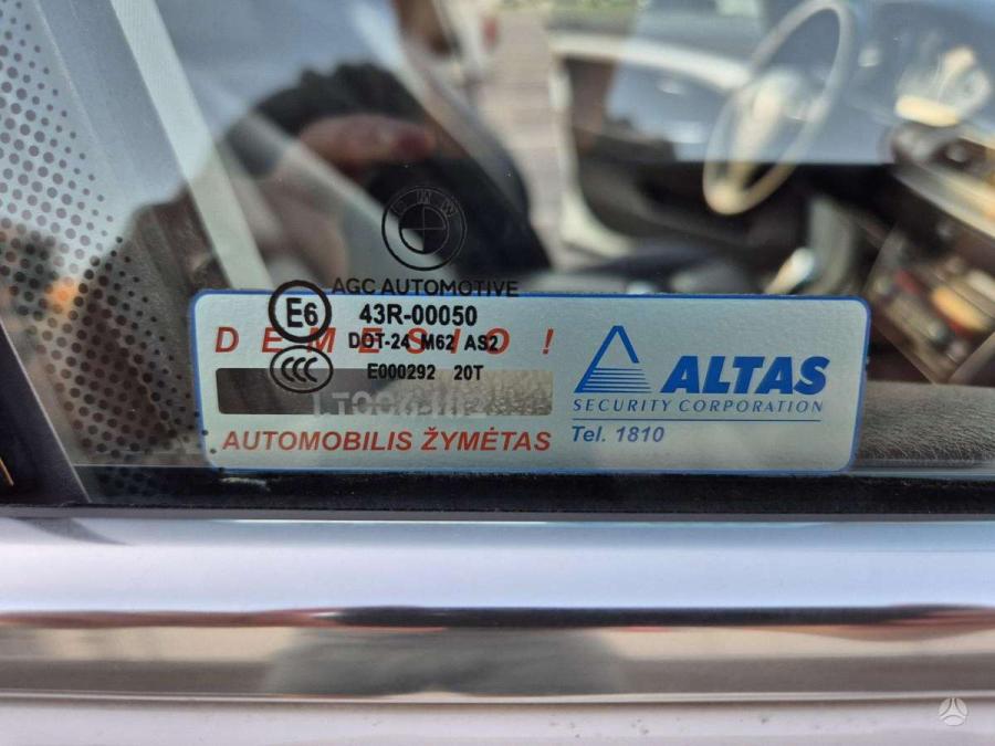 White BMW 530 Gran Turismo 2012 in Vilnius, with an engine capacity of 2.99 L and mileage of 382 thousand km for 8888 €, photo 42 on AUTOMOTO.COM.LV