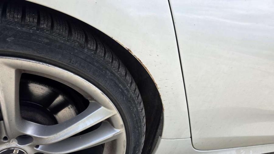 Balts BMW 530 Gran Turismo 2013 Kauņa, ar dzinēja tilpumu 2.99 L un nobraukumu 250 tūkst. km par 8500 €, foto 13 vietnē AUTOMOTO.COM.LV