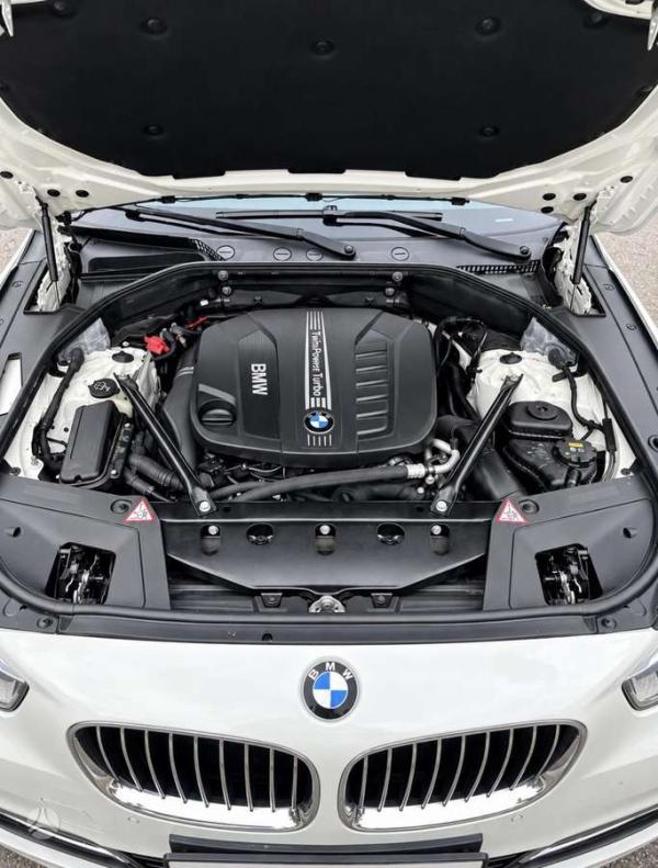 Balts BMW 530 Gran Turismo 2015 Klaipėda, ar dzinēja tilpumu 2.99 L un nobraukumu 156 tūkst. km par 17800 €, foto 9 vietnē AUTOMOTO.COM.LV