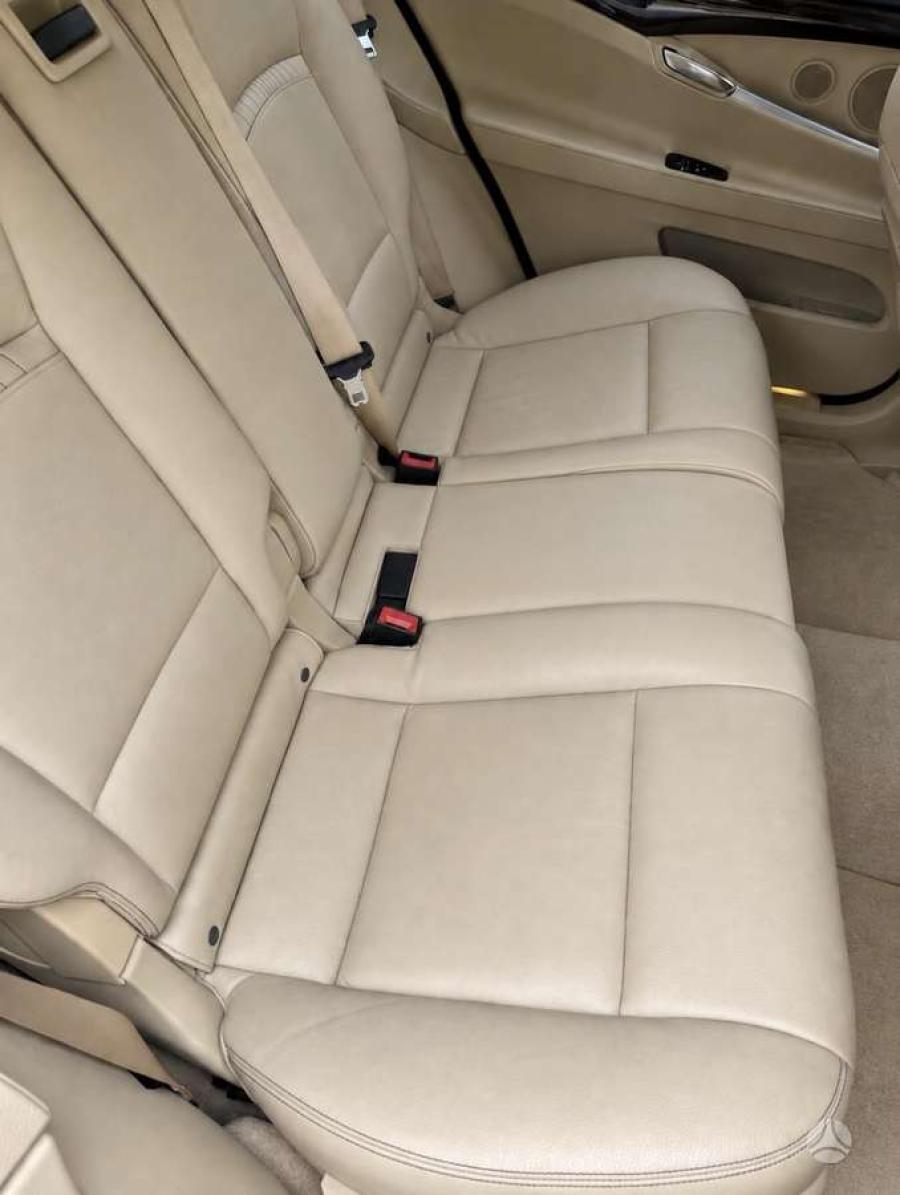 Balts BMW 530 Gran Turismo 2015 Klaipėda, ar dzinēja tilpumu 2.99 L un nobraukumu 156 tūkst. km par 17800 €, foto 12 vietnē AUTOMOTO.COM.LV