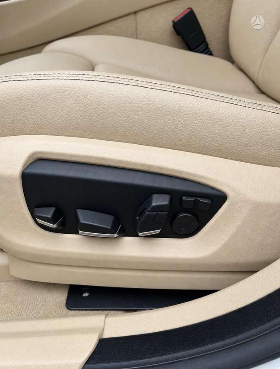 Balts BMW 530 Gran Turismo 2015 Klaipėda, ar dzinēja tilpumu 2.99 L un nobraukumu 156 tūkst. km par 17800 €, foto 13 vietnē AUTOMOTO.COM.LV