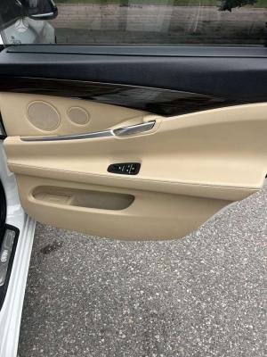 Balts BMW 530 Gran Turismo 2015 Klaipėda, ar dzinēja tilpumu 2.99 L un nobraukumu 156 tūkst. km par 17800 €, foto 14 vietnē AUTOMOTO.COM.LV