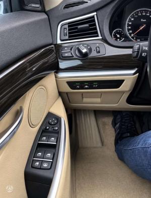 Balts BMW 530 Gran Turismo 2015 Klaipėda, ar dzinēja tilpumu 2.99 L un nobraukumu 156 tūkst. km par 17800 €, foto 17 vietnē AUTOMOTO.COM.LV