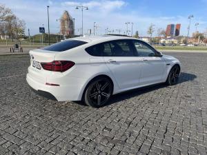 White BMW 530 Gran Turismo 2017 in Klaipeda, with an engine capacity of 3.00 L and mileage of 320 thousand km for 17800 €, photo 9 on AUTOMOTO.COM.LV