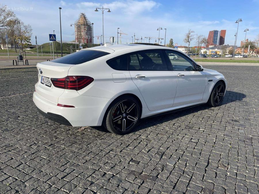 White BMW 530 Gran Turismo 2017 in Klaipeda, with an engine capacity of 3.00 L and mileage of 320 thousand km for 17800 €, photo 9 on AUTOMOTO.COM.LV
