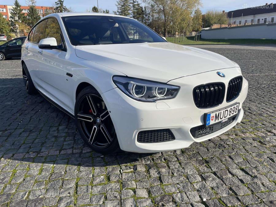 White BMW 530 Gran Turismo 2017 in Klaipeda, with an engine capacity of 3.00 L and mileage of 320 thousand km for 17800 €, photo 10 on AUTOMOTO.COM.LV