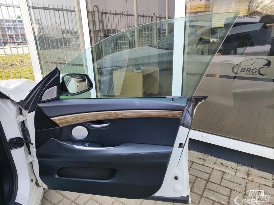 Balts BMW 530 Gran Turismo 2017 Avižieniai, ar dzinēja tilpumu 3.00 L un nobraukumu 318 tūkst. km par 15500 €, foto 6 vietnē AUTOMOTO.COM.LV