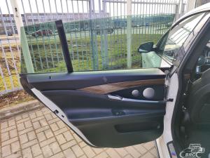 Balts BMW 530 Gran Turismo 2017 Avižieniai, ar dzinēja tilpumu 3.00 L un nobraukumu 318 tūkst. km par 15500 €, foto 15 vietnē AUTOMOTO.COM.LV